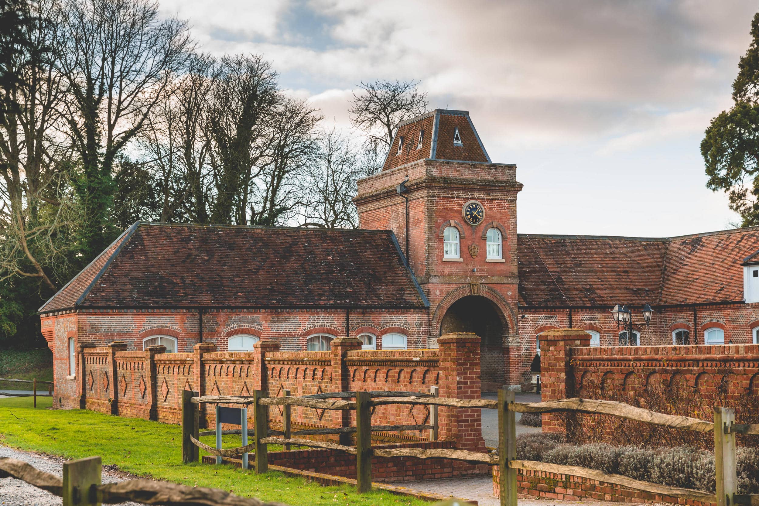 Gallery | Oakley Hall Hotel Basingstoke